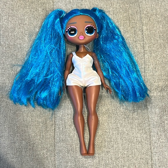 L.O.L. Surprise! | Toys | Lol Surprise Omg Chillax Fashion Doll Series ...